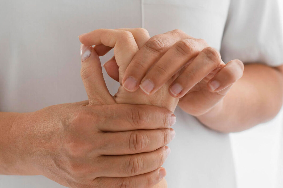 Schnappfinger Behandlung I Orthopäde Dr. Seibert in Bad Vilbel